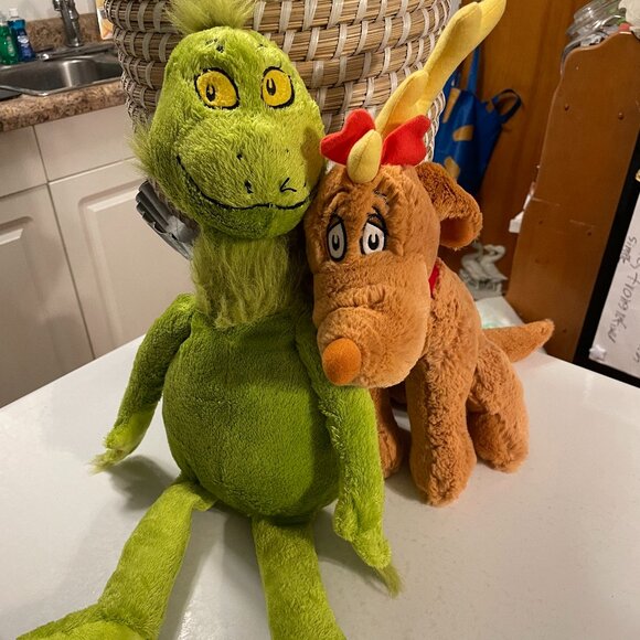 Kohl's | Toys | Dr Seuss The Grinch And Max The Dog Plushies | Poshmark